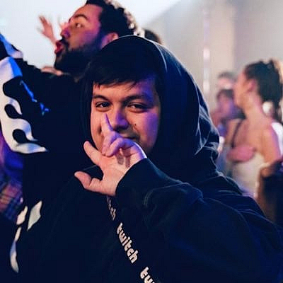 Apryze Apex Legends Settings, Crosshair & Config - ProSettings.net