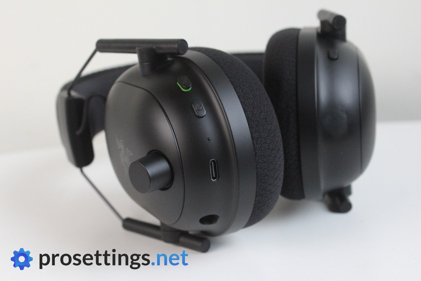 Best Headset for CS2 [768 Pro Players, Nov 2024]