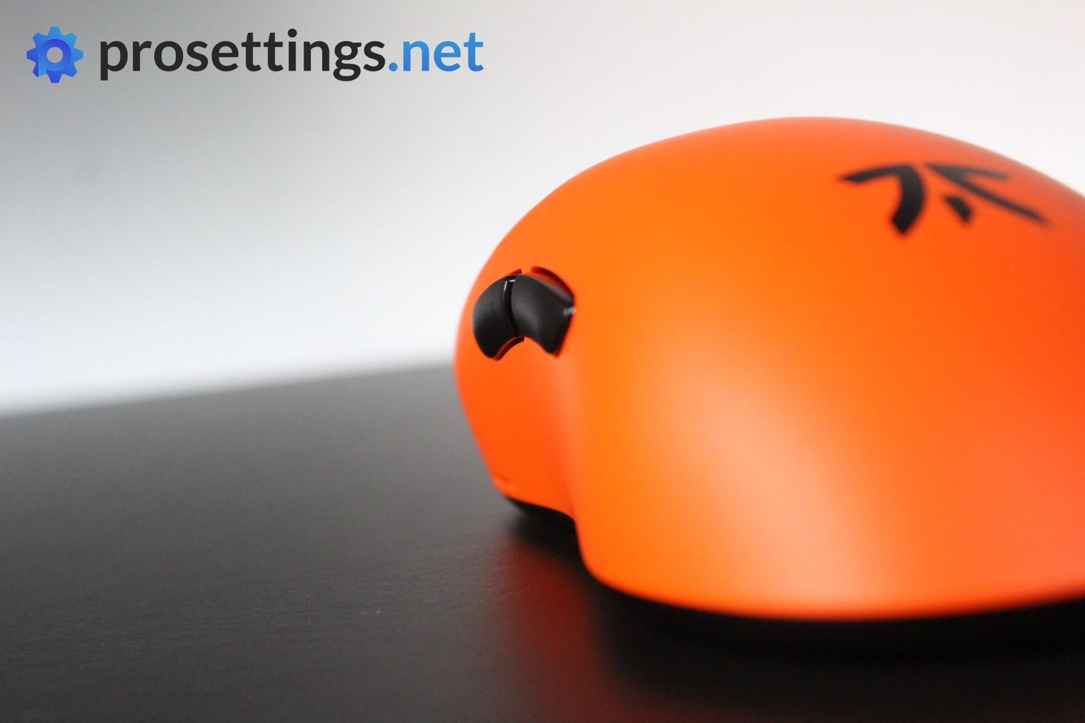 Fnatic x Lamzu Thorn Review - ProSettings.net