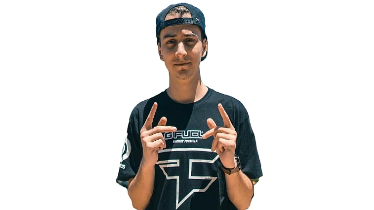 Cloakzy Call of Duty: Warzone Settings, Crosshair & Config ...