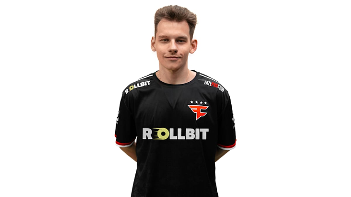 frozen CS2 Settings, Crosshair & Config - ProSettings.net