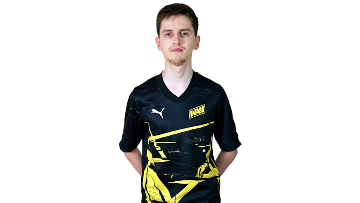 Krabeni CS2 Settings, Crosshair & Config - ProSettings.net