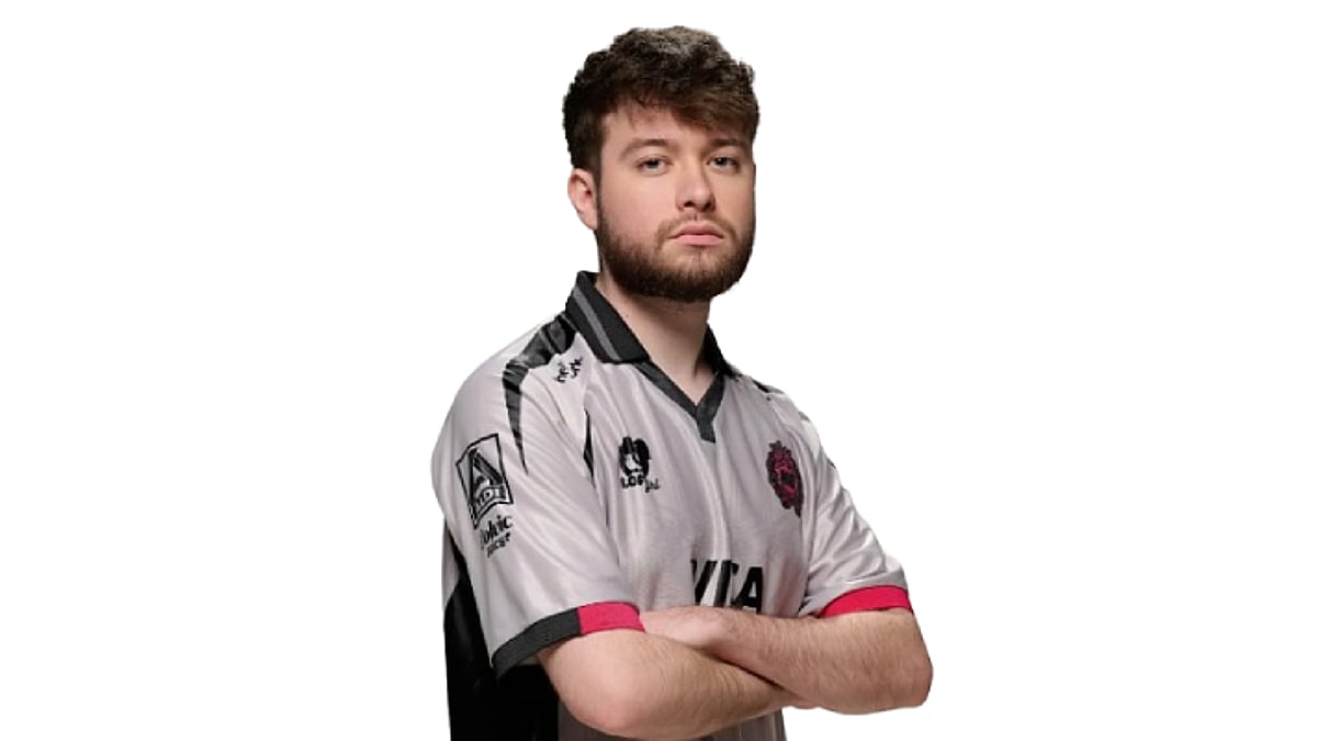 Nikof Fortnite Settings, Crosshair & Config - ProSettings.net