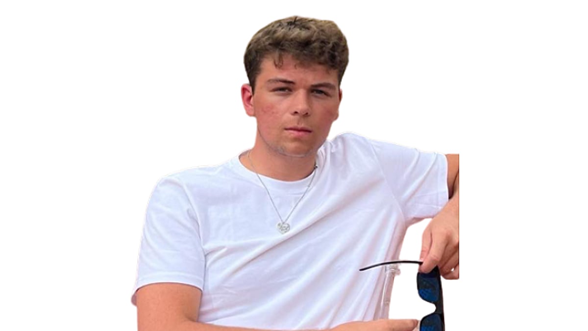 Scoped Fortnite Settings, Crosshair & Config - ProSettings.net