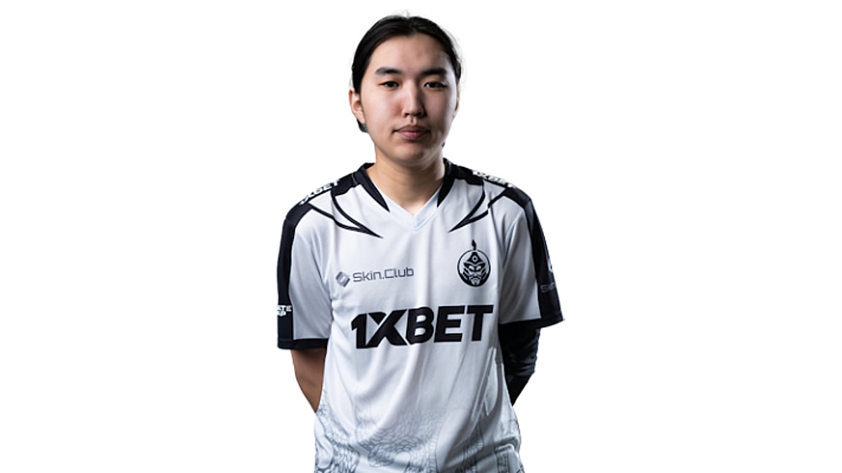 910 CS2 Settings, Crosshair & Config - ProSettings.net