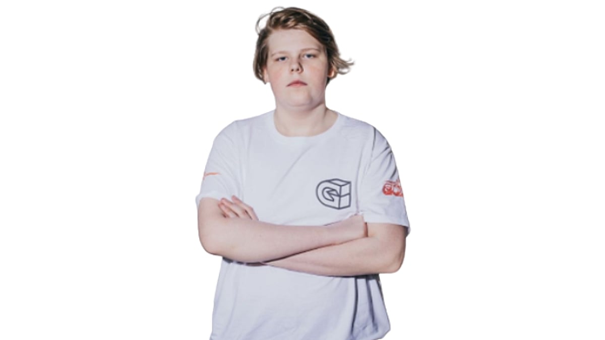 Flikk Fortnite Settings, Crosshair & Config - ProSettings.net