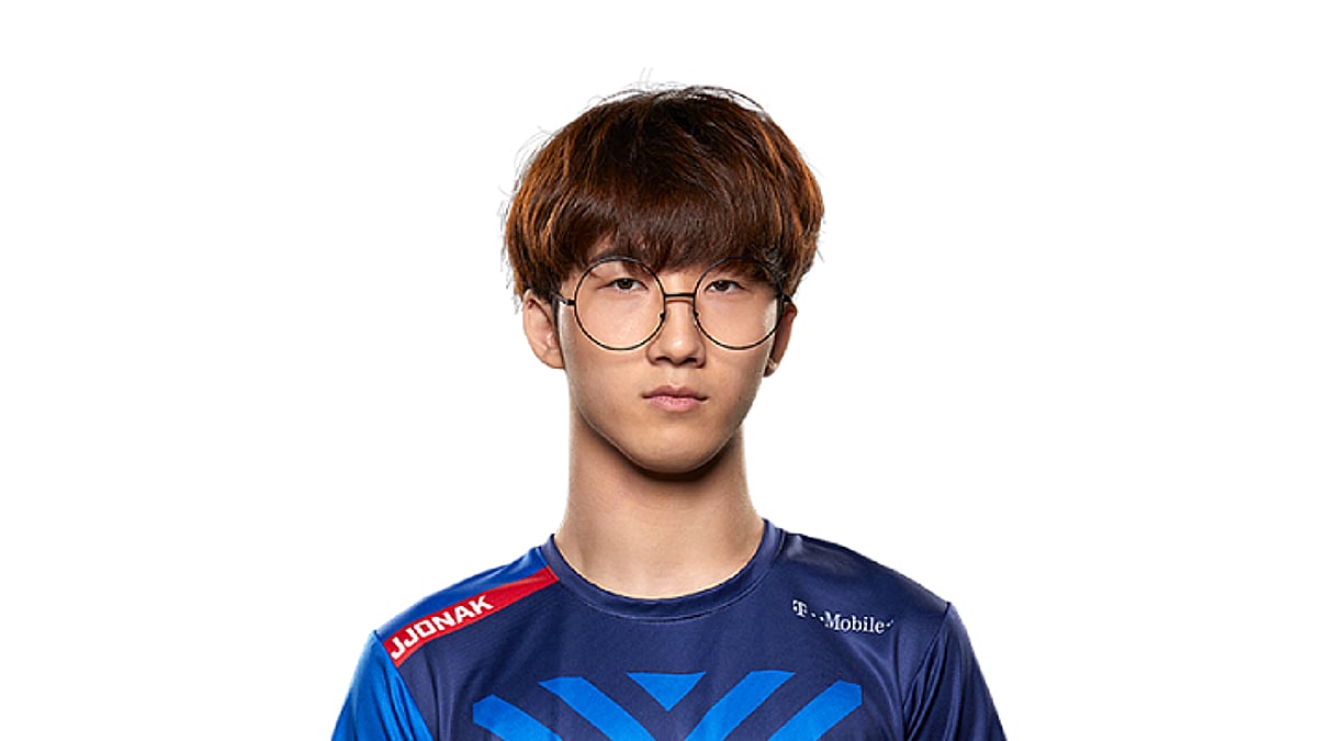 JJoNaK Overwatch 2 Settings, Crosshair & Config - ProSettings.net