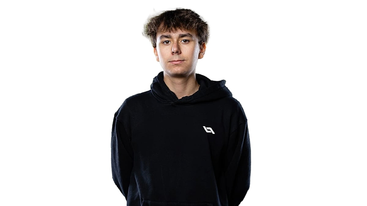 Mikson Fortnite Settings, Crosshair & Config - ProSettings.net