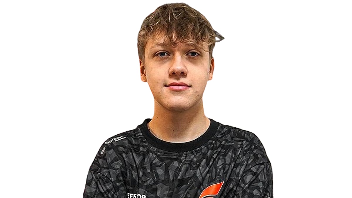 rezon ay Fortnite Settings, Crosshair & Config - ProSettings.net