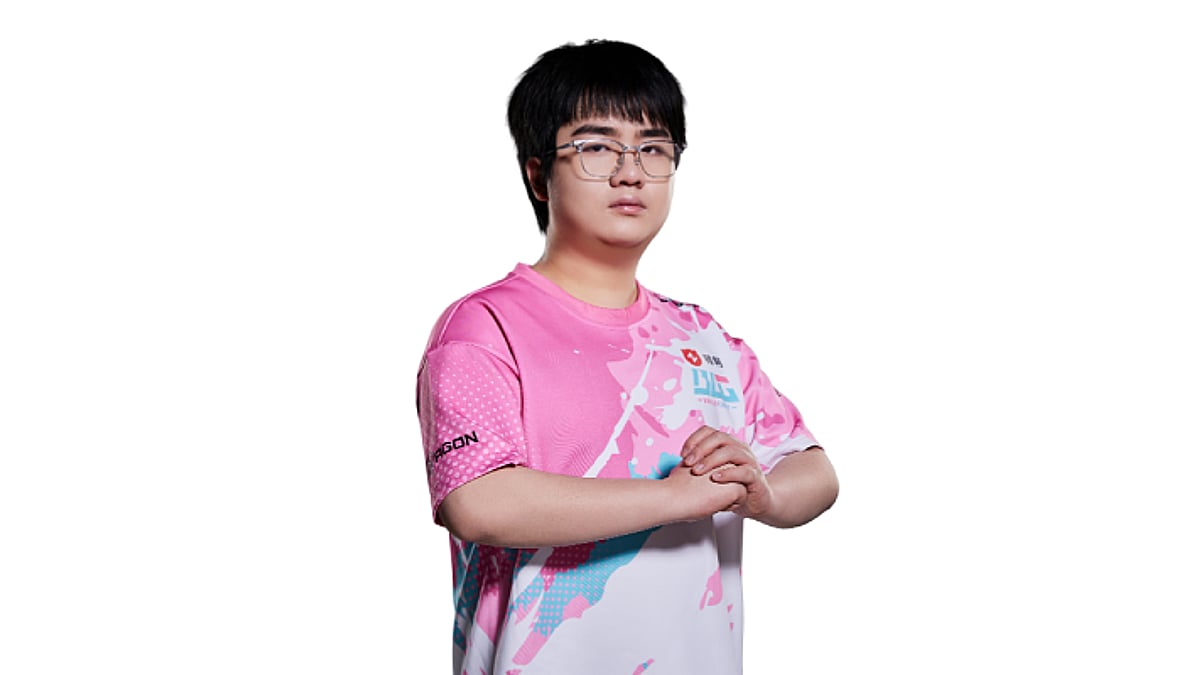 rushia VALORANT Settings, Crosshair & Config - ProSettings.net