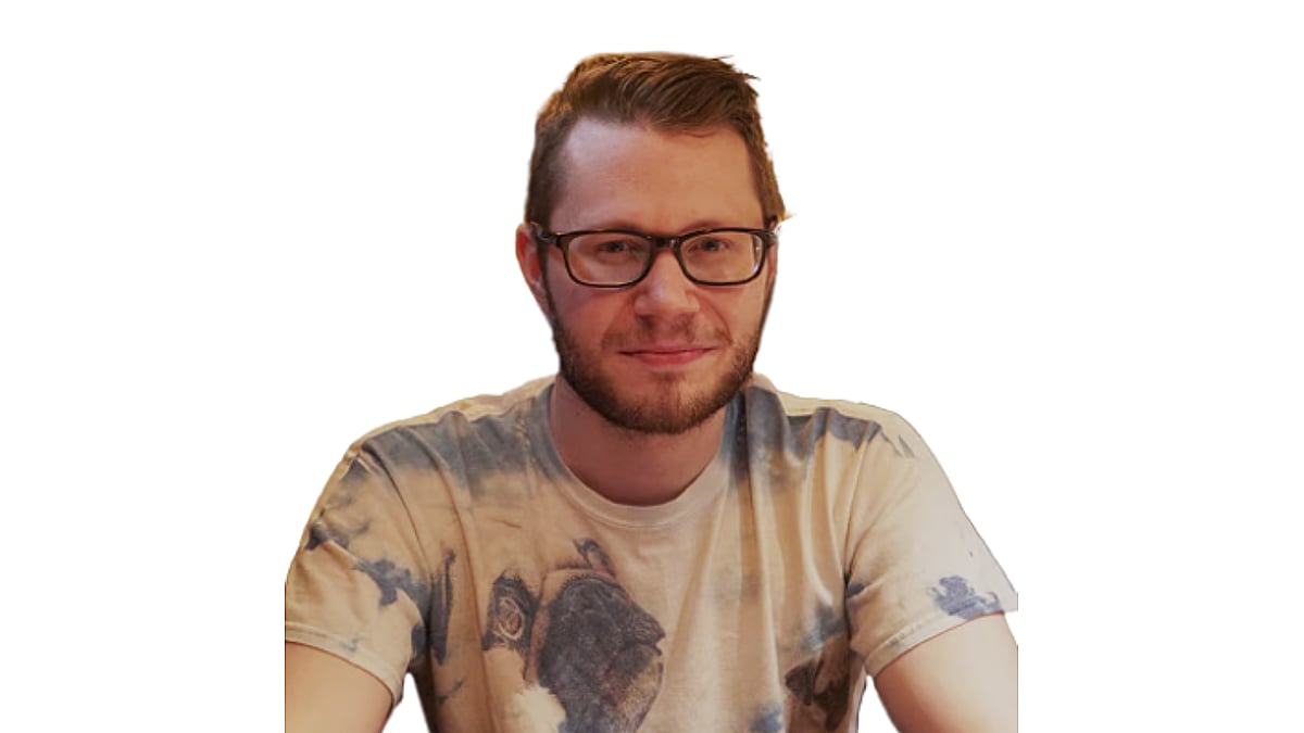 emongg Overwatch 2 Settings, Crosshair & Config - ProSettings.net