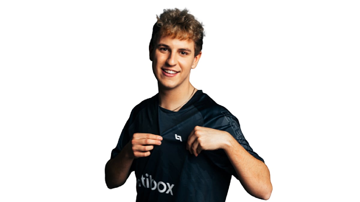 Jacob Fortnite Settings, Crosshair & Config - ProSettings.net